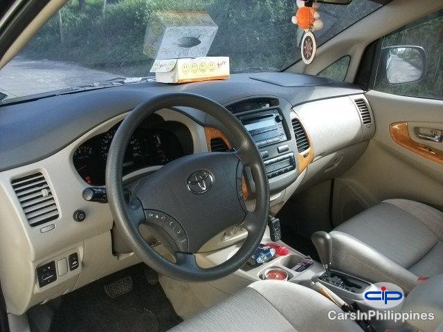Toyota Innova 2009 - Photo #3 - CarsInPhilippines.com (15348)